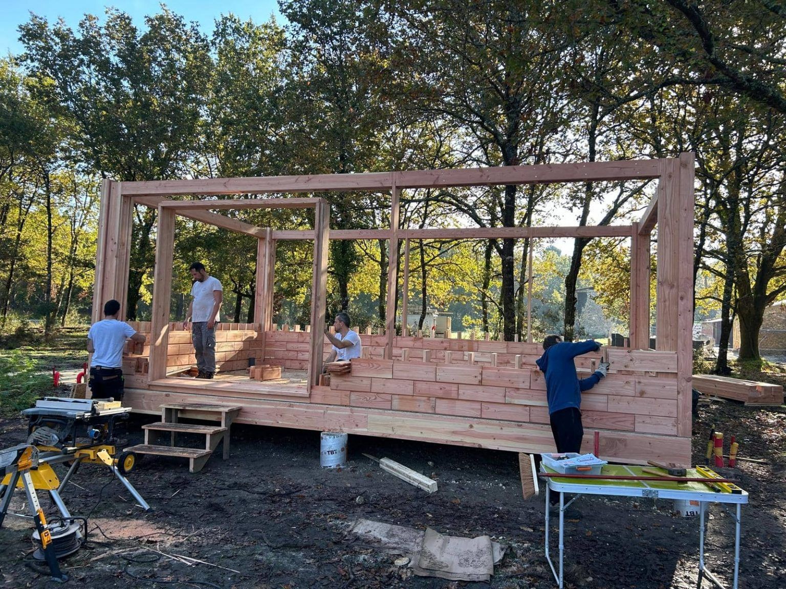 Découvrez nos réalisations : maisons et studios en kit | Brikawood