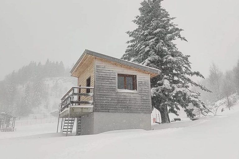 Découvrez nos réalisations : maisons et studios en kit | Brikawood